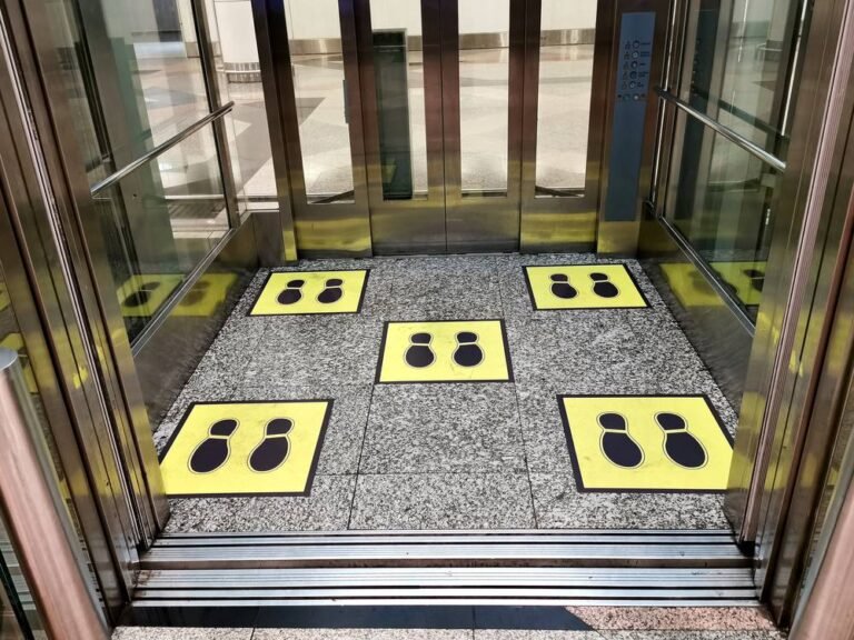 Lift Flooring | Lift Flooring Dubai | Acrylax